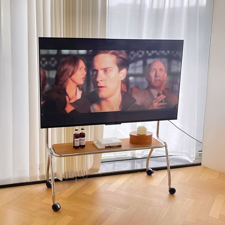 Mobile Screen Stand and Holder – nzoi.com | إنزوي